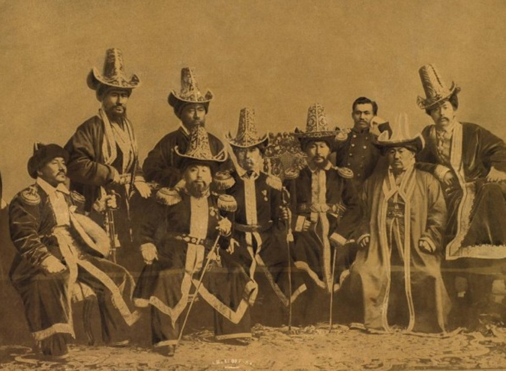 The Kazakhs: Nomads Of The Steppe