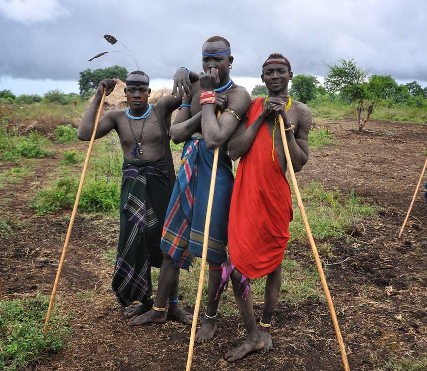 The Bizarre World Of The Mursi People