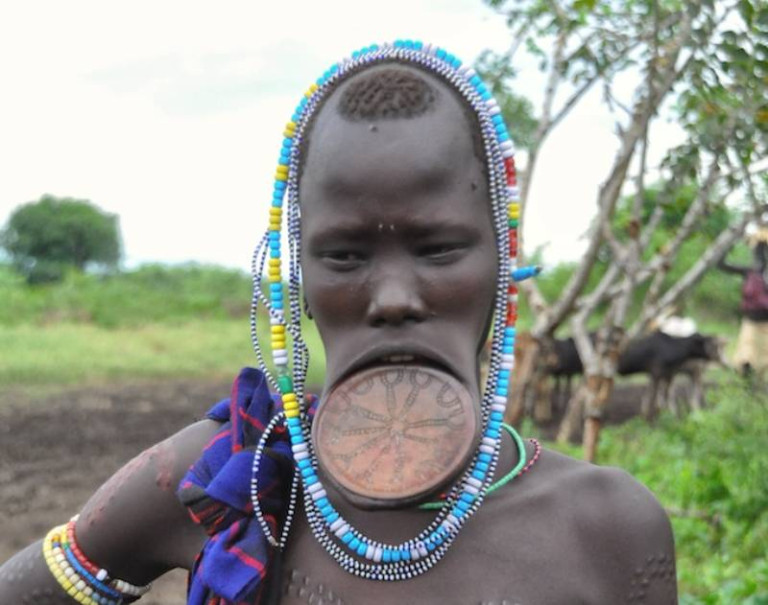 The Bizarre World Of The Mursi People