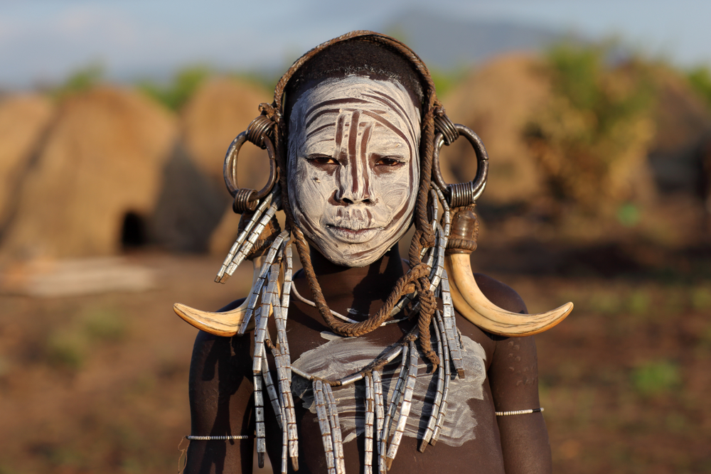 The Bizarre World Of The Mursi People