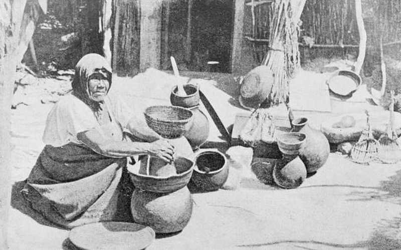 The Traditional Life of the Cahuilla Indians