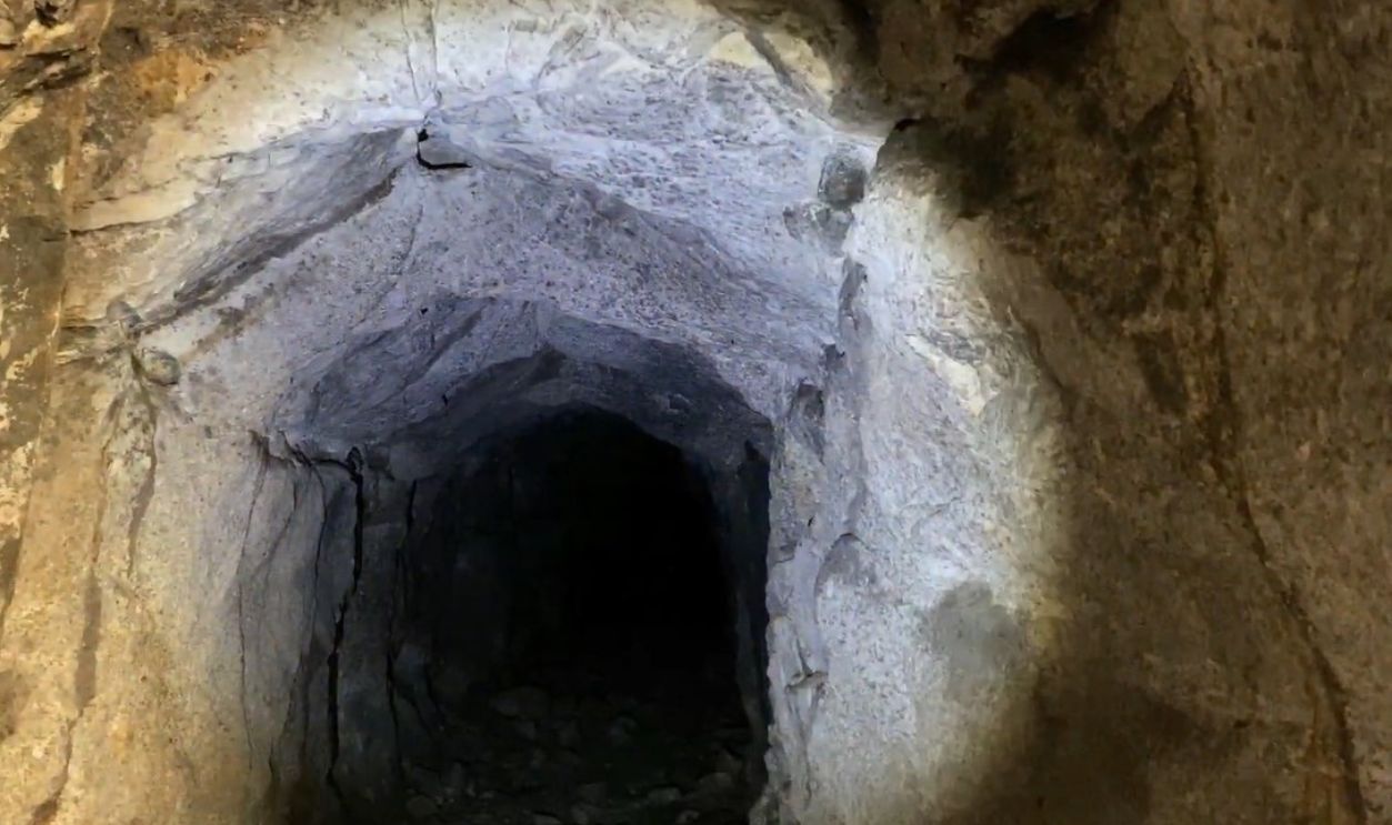 The Story Behind The 48,000-Year-Old Ochre Site As The Oldest Mine ...