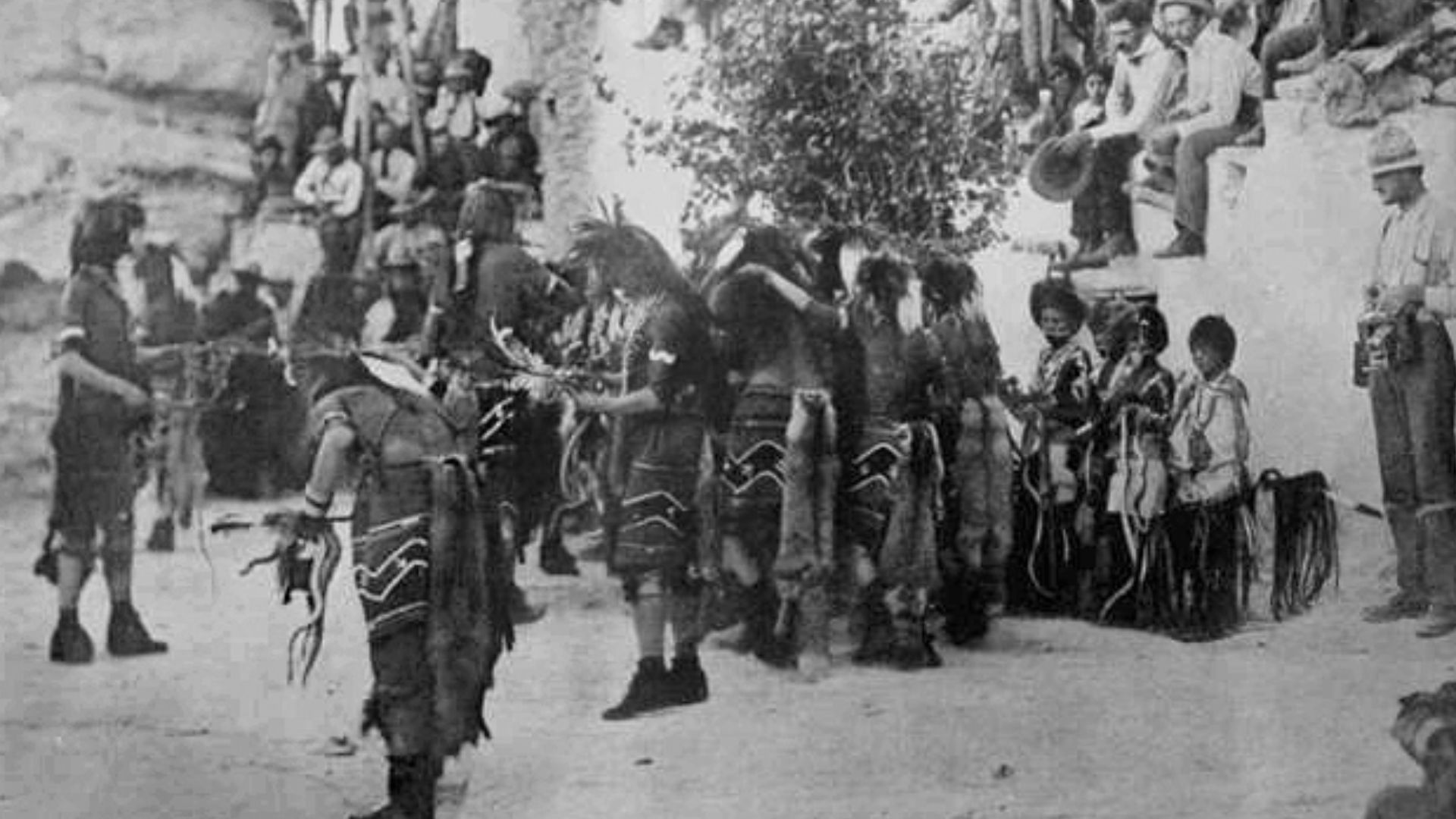 Striking Photographs That Capture Native American Life Over 100 Years Ago