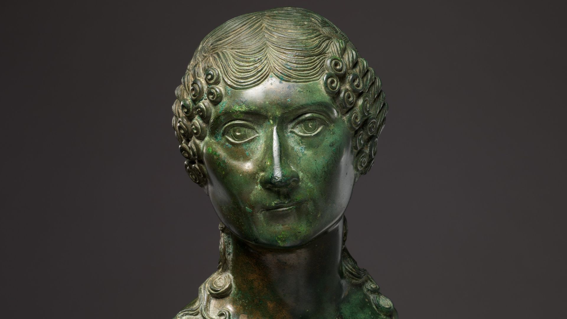 Researchers in Crimea identified the head of the marble statue of ...