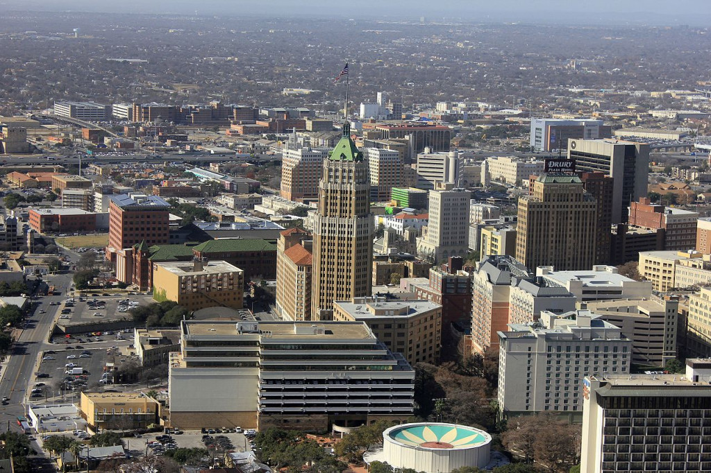 18 Fascinating Geographical Oddities Of The United States