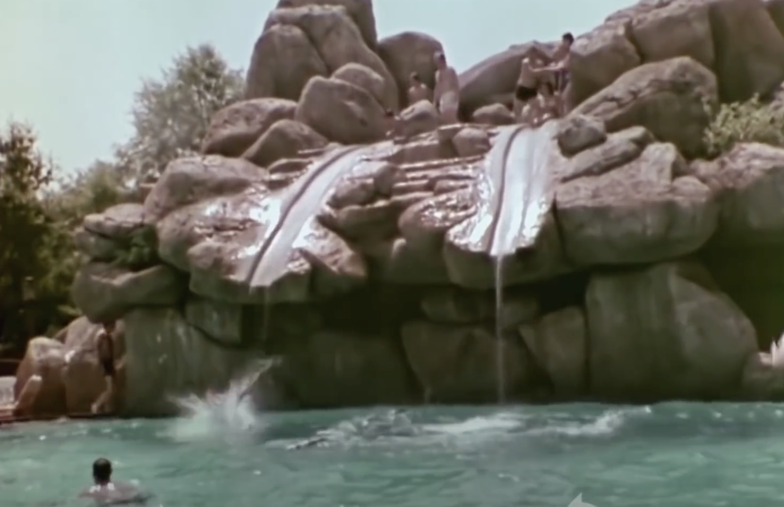 Eerie Photos Of Abandoned Disney Park Rides And Attractions