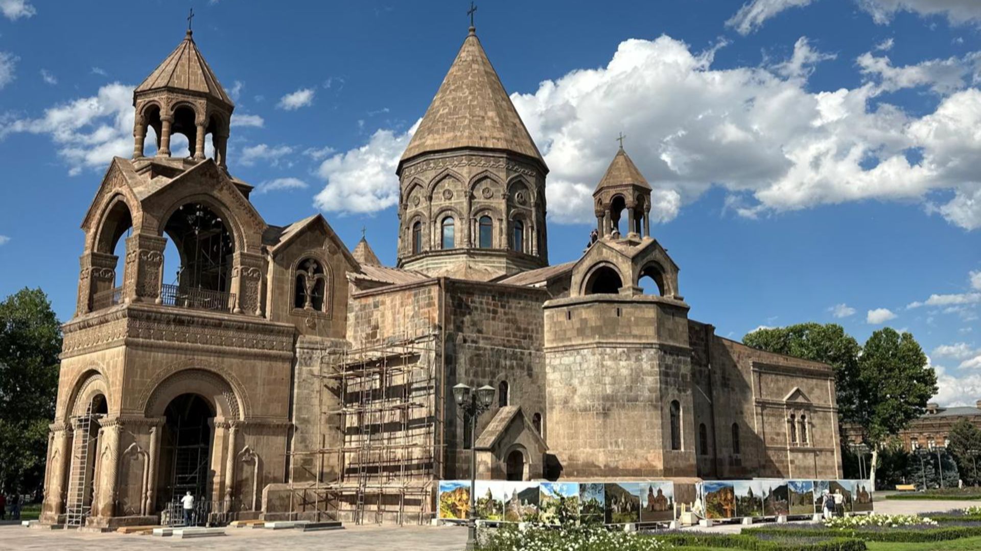 These 44 Churches Tell The Story Of Christianity From Its Earliest ...