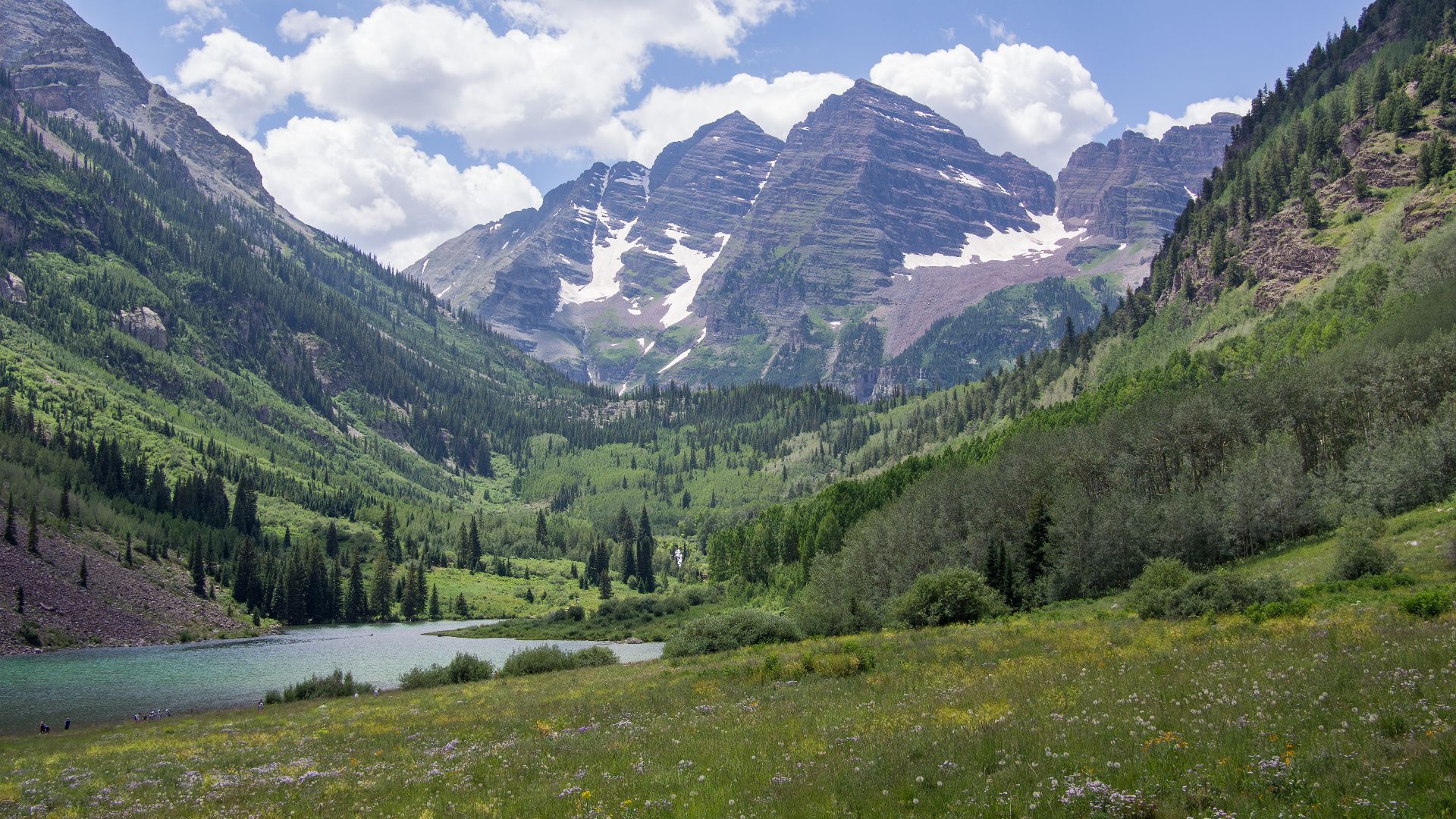 18 Fascinating Geographical Oddities Of The United States