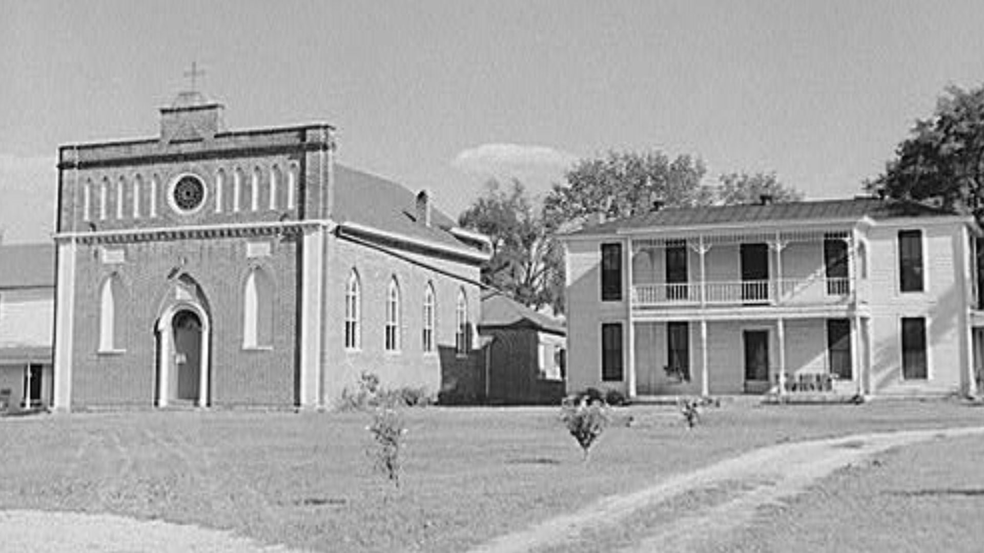 Pictures Of What Small-Town America Looked Like In The 1800s And 1900s