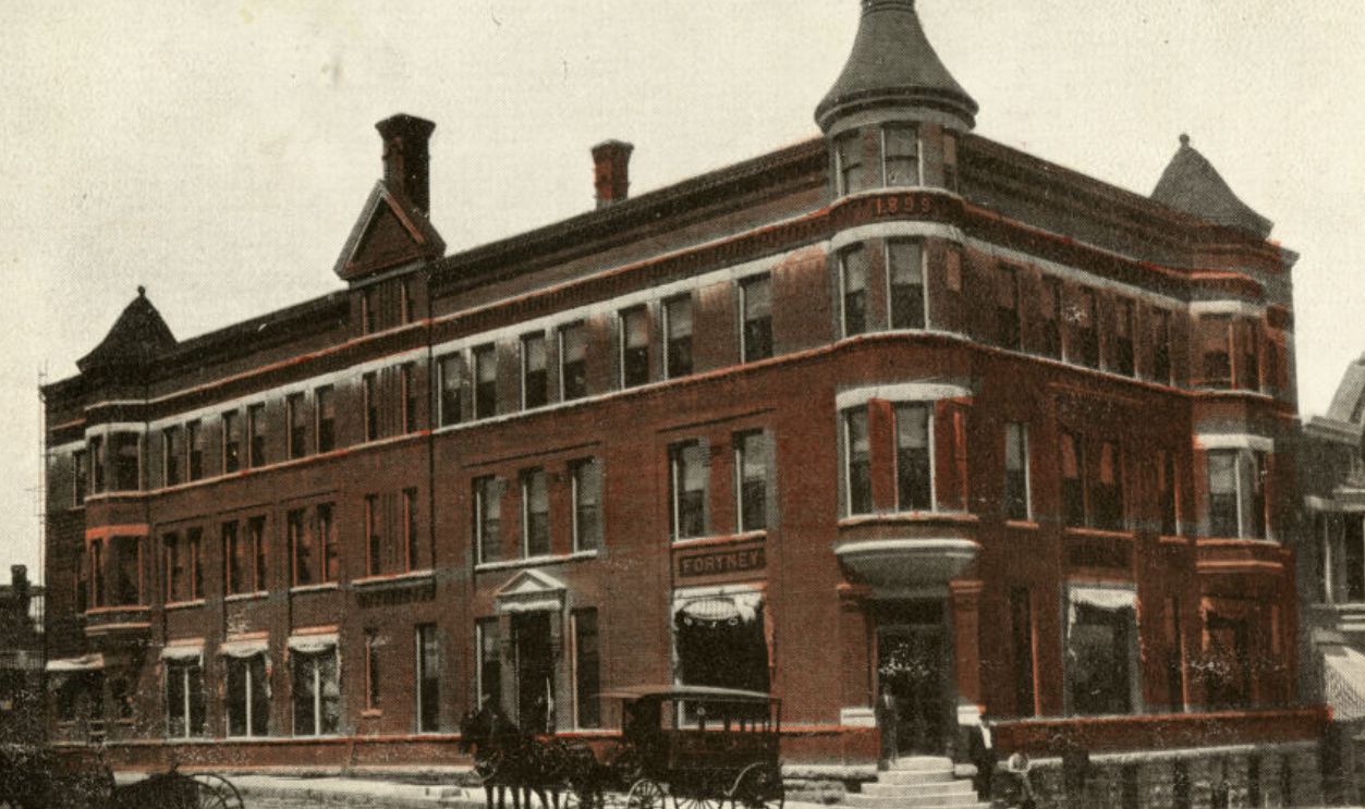 Pictures Of What Small-Town America Looked Like In The 1800s And 1900s