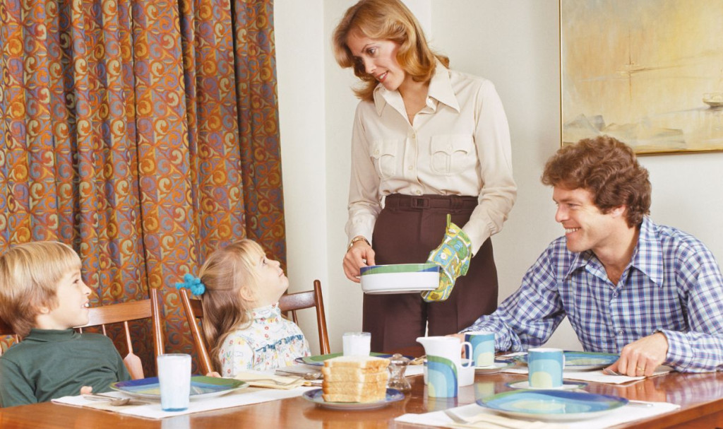 44 Photos Show Just How Much The Middle Class Has Changed Since The 70s