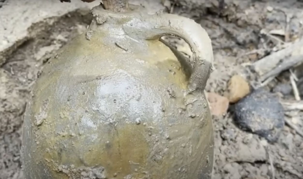 The Bottle Digger Who Unearthed Birmingham’s Hidden Stories And The ...