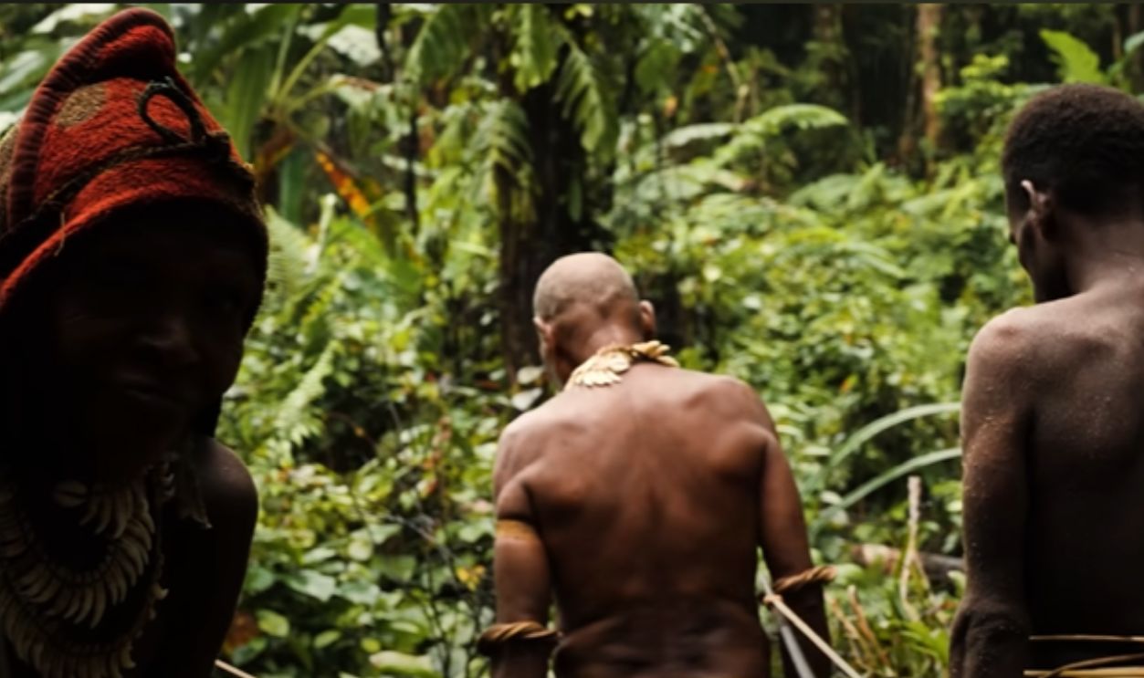 Photos Of The Hidden Treehouse Tribe That Still Practices Cannibalism