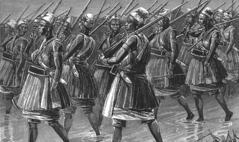 Historical Photos Of The Warrior Women Who Defended Their Land With Spears