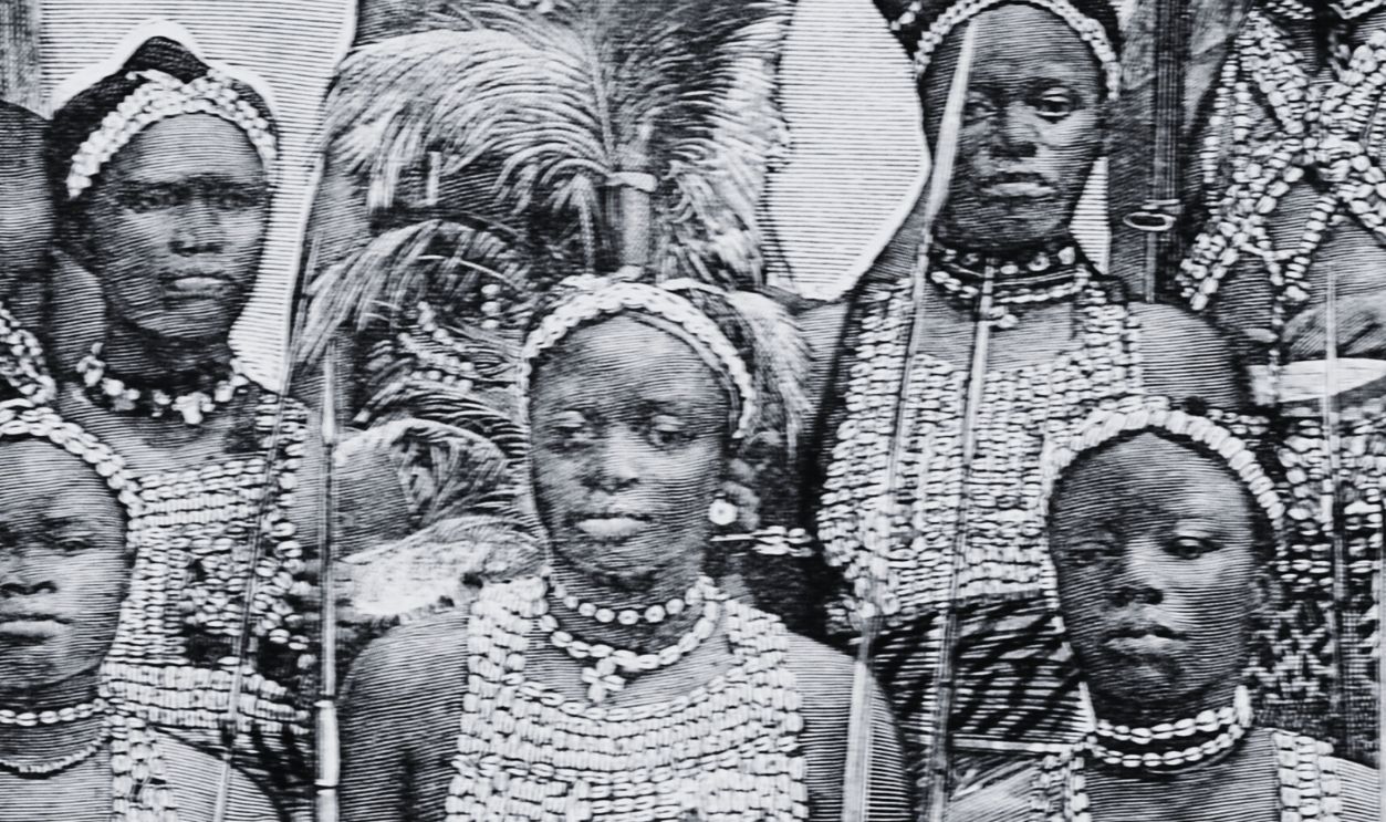 Historical Photos Of The Warrior Women Who Defended Their Land With Spears