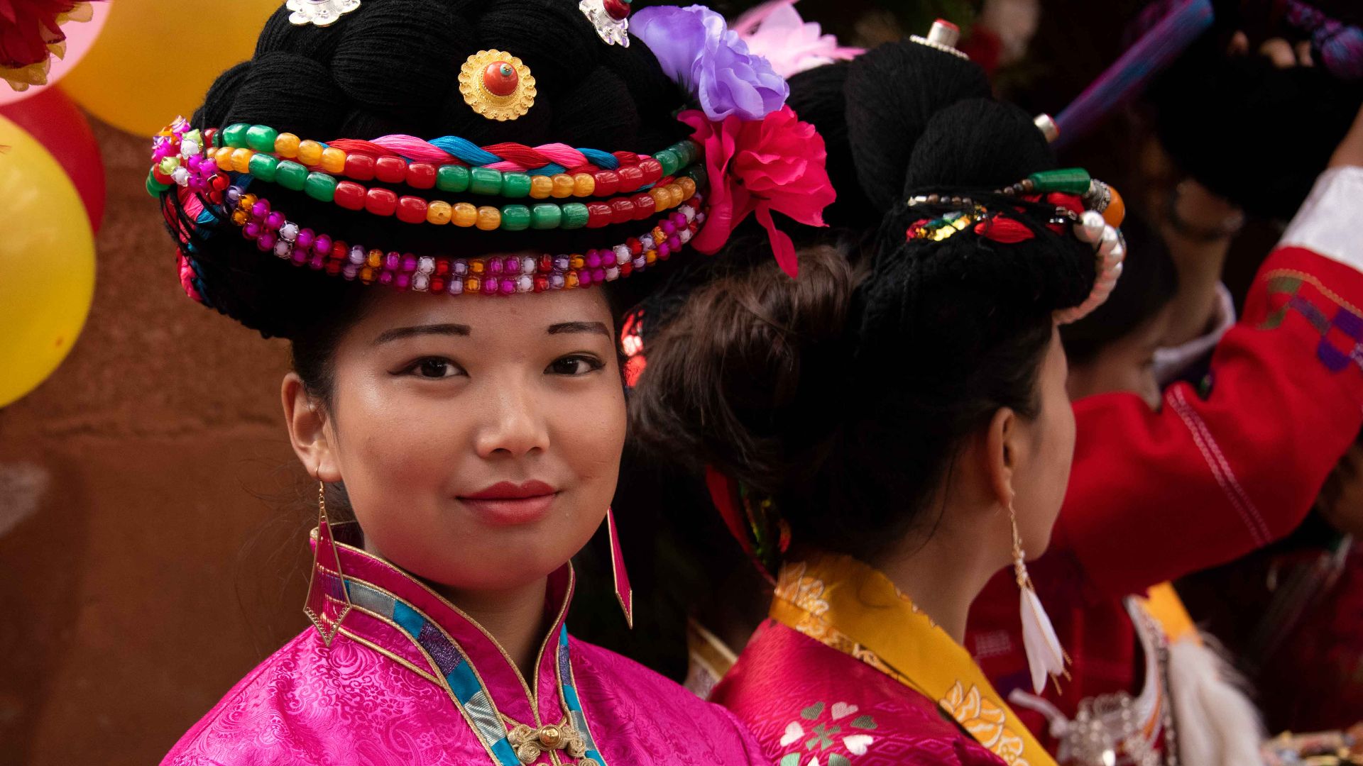 Photos Of The East Asian Tribe That Turns Gender Roles Upside Down