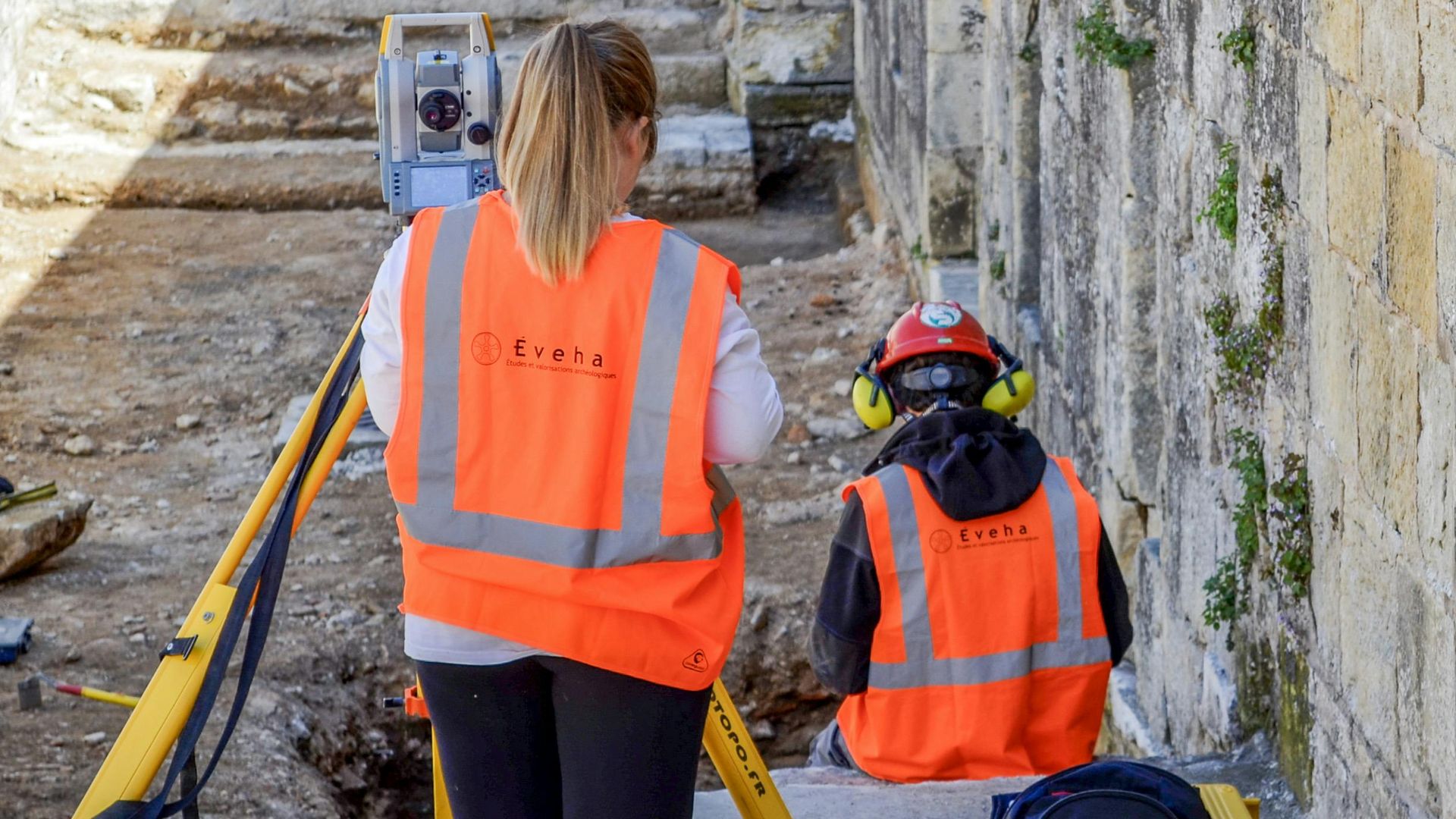 The Griffin Warrior’s Tomb Is Greece’s Most Astonishing Bronze Age Find ...