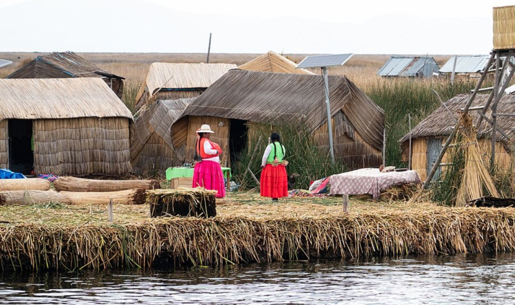 Photos Of The Tribe That Still Builds Floating Villages